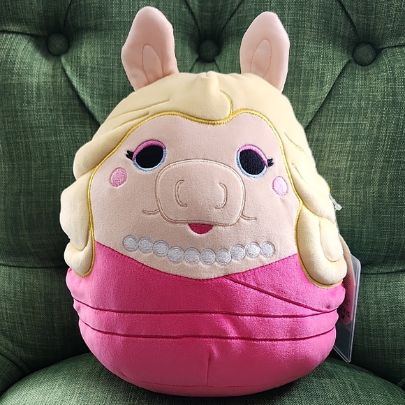Squishmallows | Toys | Disney The Muppets Miss Piggy Squishmallow 2 ...